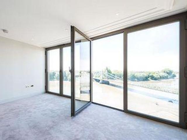3 Bedrooms Flat for rent in Queen´s Wharf, 2 Crisp Road W6