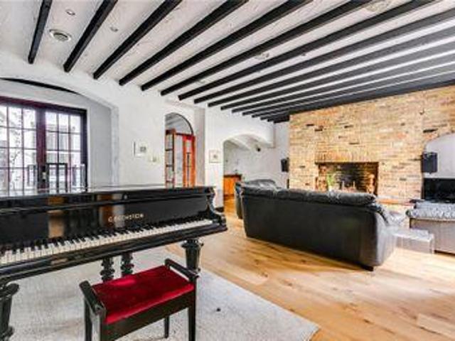 3 Bedrooms Flat for rent in Queen´s Gate Gardens, South Kensington SW7