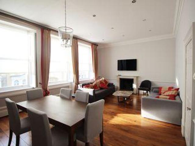 3 Bedrooms Flat for rent in Queen´s Gate Place, London SW7