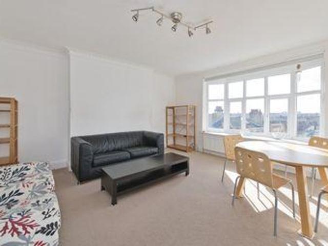 3 Bedrooms Flat for rent in Queens Court, West End Lane, West Hampstead, London NW6