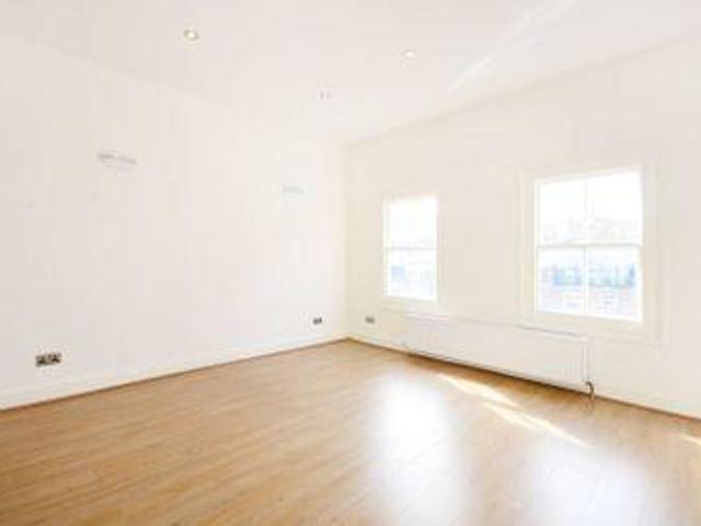 3 Bedrooms Flat for rent in Queens Gate, South Kensington, London SW7