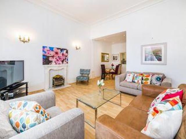 3 Bedrooms Flat for rent in Queens Gate Terrace, London SW7