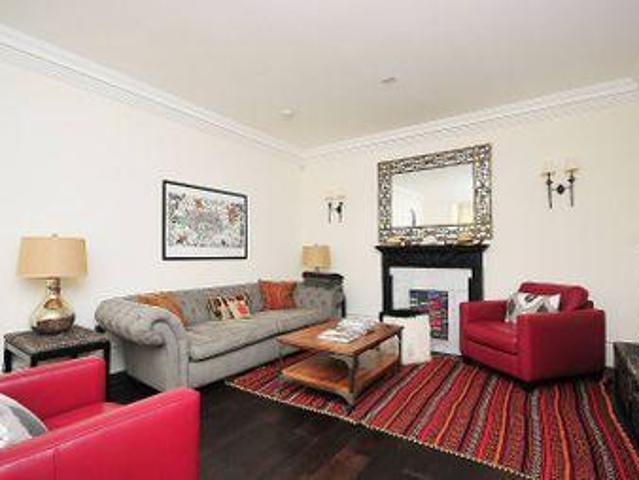 3 Bedrooms Flat for rent in Queens Gate Terrace, South Kensington SW7