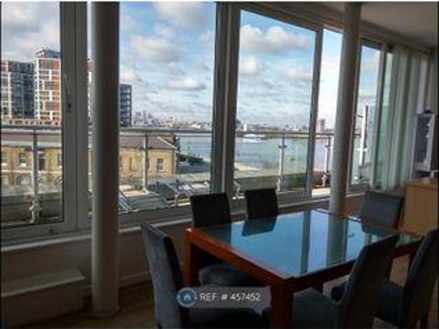 3 Bedrooms Flat for rent in Royal Arsenal, London SE18