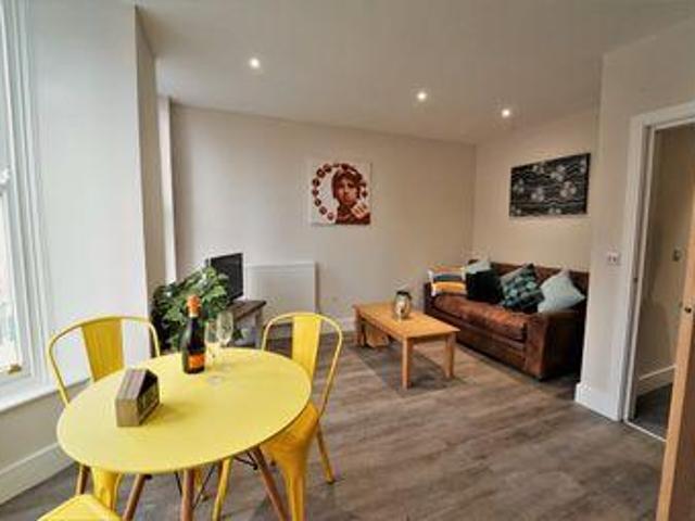 3 Bedrooms Flat for rent in Ropewalk Court, Derby Road, Nottingham NG1