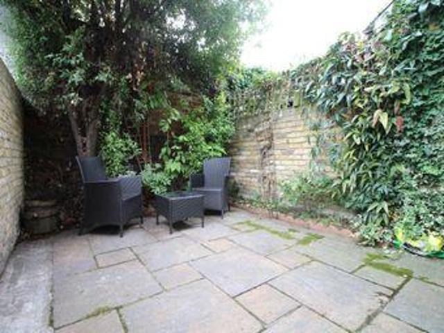 3 Bedrooms Flat for rent in Rosedale Terrace / Dalling Road, Hammersmith W6