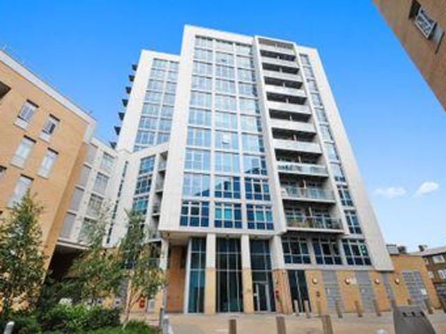 3 Bedrooms Flat for rent in Ross Way, London E14
