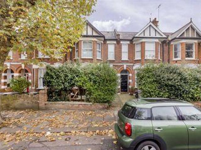 3 Bedrooms Flat for rent in Radcliffe Avenue, London NW10