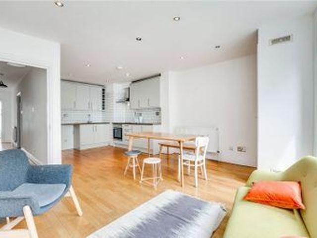 3 Bedrooms Flat for rent in Redchurch Street, London E2