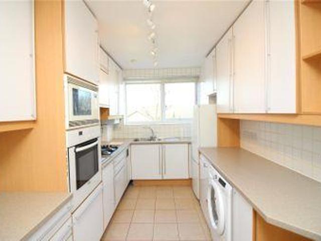 3 Bedrooms Flat for rent in Regent Court, 190 Ballards Lane, London N3