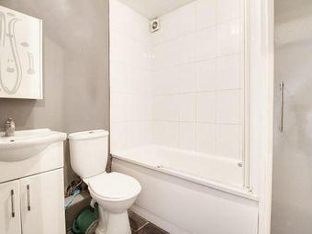 3 Bedrooms Flat for rent in Regents Park Road, London N3