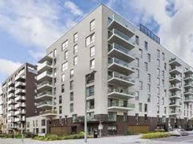 3 Bedrooms Flat for rent in Reminder Lane, London SE10
