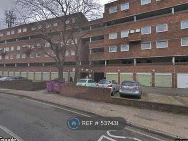 3 Bedrooms Flat for rent in Rhodeswell Road, London E14