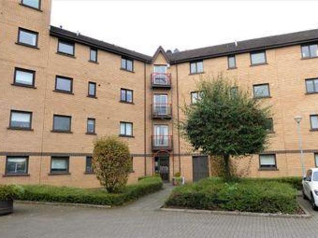 3 Bedrooms Flat for rent in Riverview Gardens, Glasgow G5