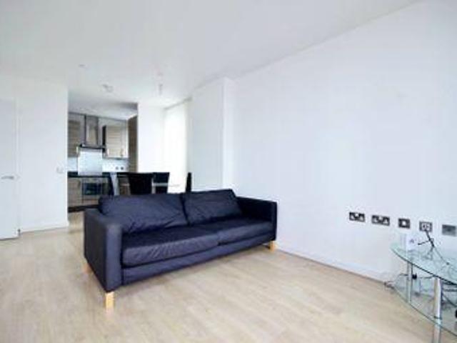 3 Bedrooms Flat for rent in Rick Roberts Way, Stratford E15