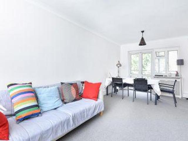 3 Bedrooms Flat for rent in Richmond, Surrey TW9