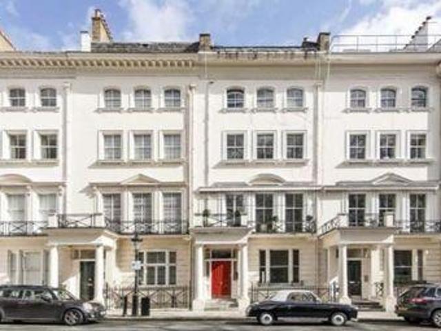 3 Bedrooms Flat for rent in Rutland Court, Rutland Gardens, London SW7