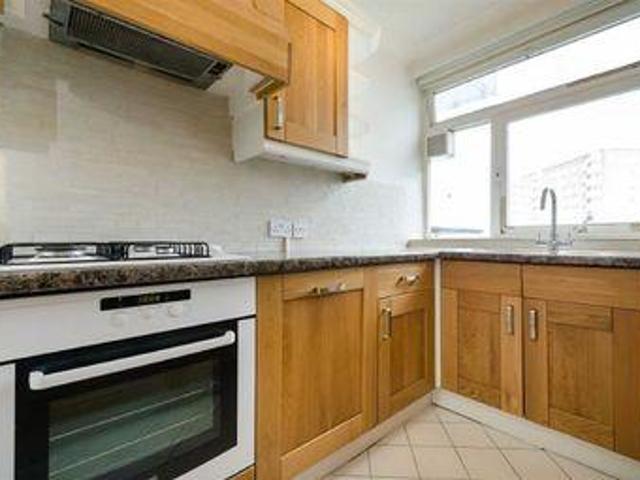 3 Bedrooms Flat for rent in Walsingham, London NW8