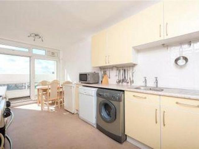 3 Bedrooms Flat for rent in Walworth Road, London SE17