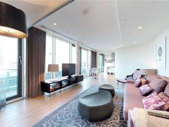 3 Bedrooms Flat for rent in Wardour Street, London W1D