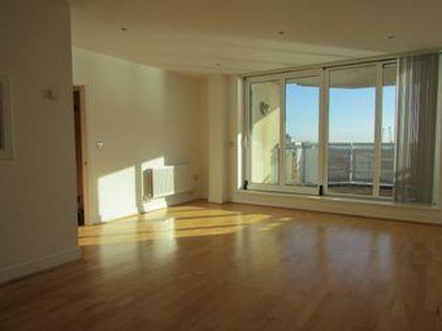 3 Bedrooms Flat for rent in Wards Wharf Approach, London E16