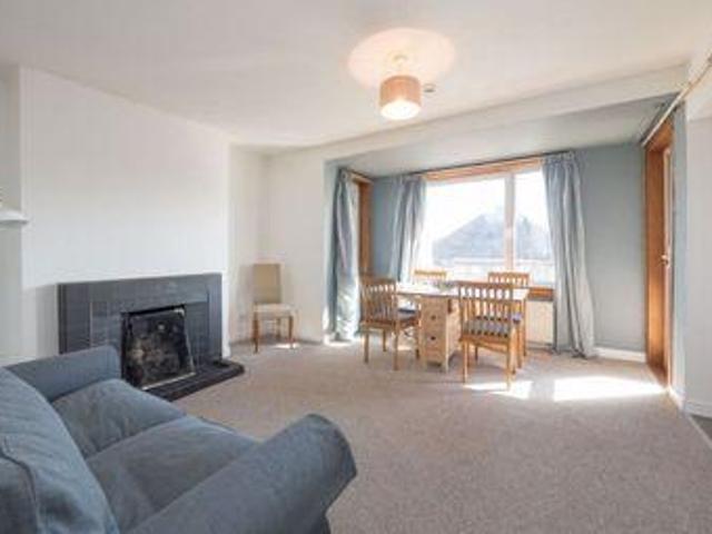 3 Bedrooms Flat for rent in Warriston Drive, Warriston EH3