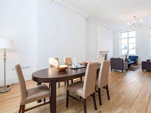 3 Bedrooms Flat for rent in Weymouth Street, London W1G