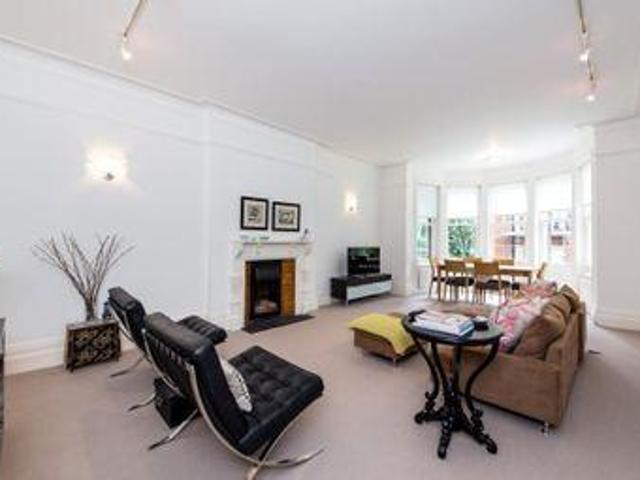 3 Bedrooms Flat for rent in Wedderburn Road, Belsize Park NW3