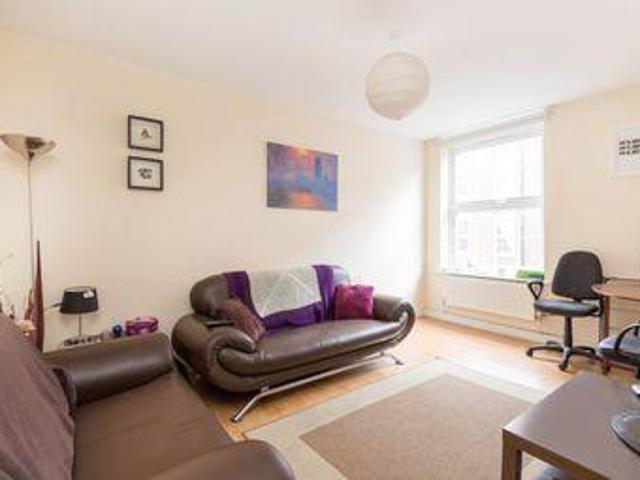 3 Bedrooms Flat for rent in Wedmore Street, London N19
