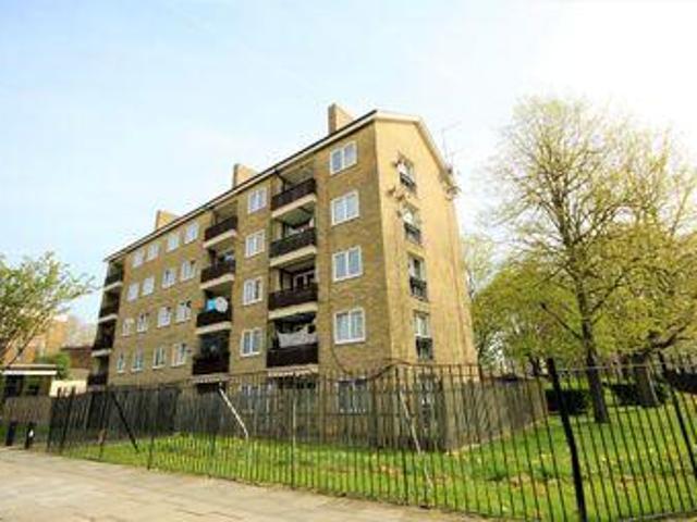 3 Bedrooms Flat for rent in Wellington Row, London E2