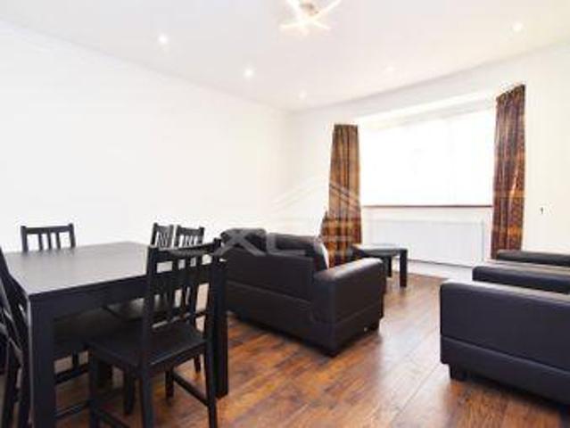 3 Bedrooms Flat for rent in Wentworth Court, Wentworth Avenue, Finchley Central N3