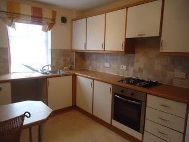 3 Bedrooms Flat for rent in West Bryson Road, Edinburgh EH11