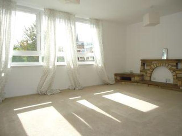 3 Bedrooms Flat for rent in Westbridge Road By Battersea Square, London SW11