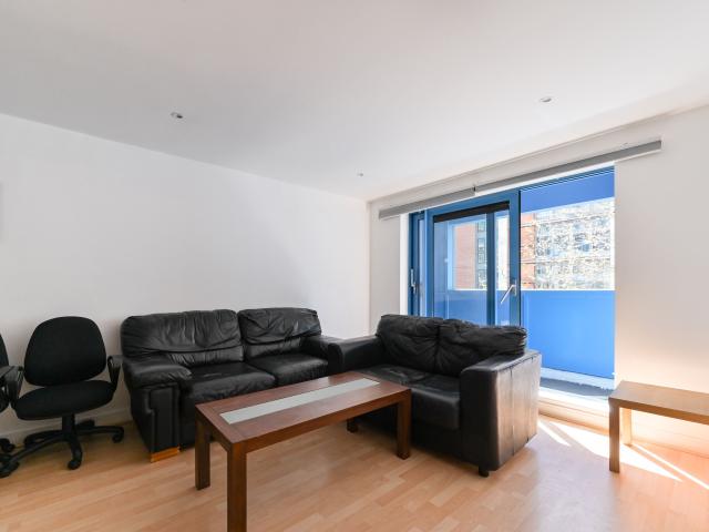 3 Bedrooms Flat for Rent in Westgate | Foxtons