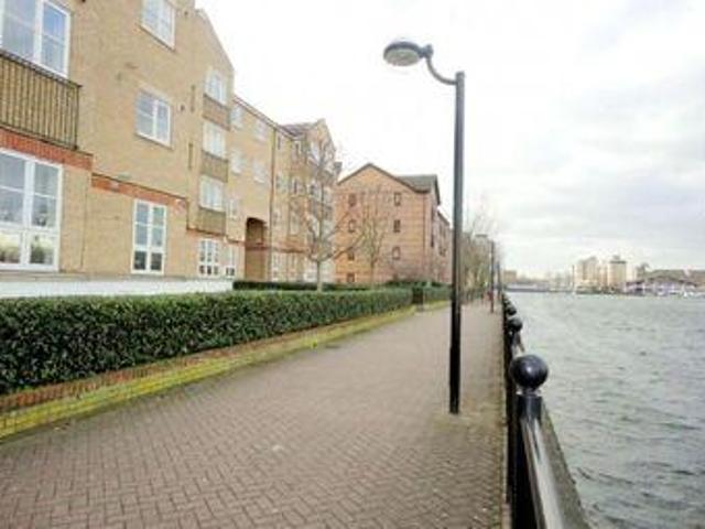 3 Bedrooms Flat for rent in Wheat Sheaf Close, Docklands E14