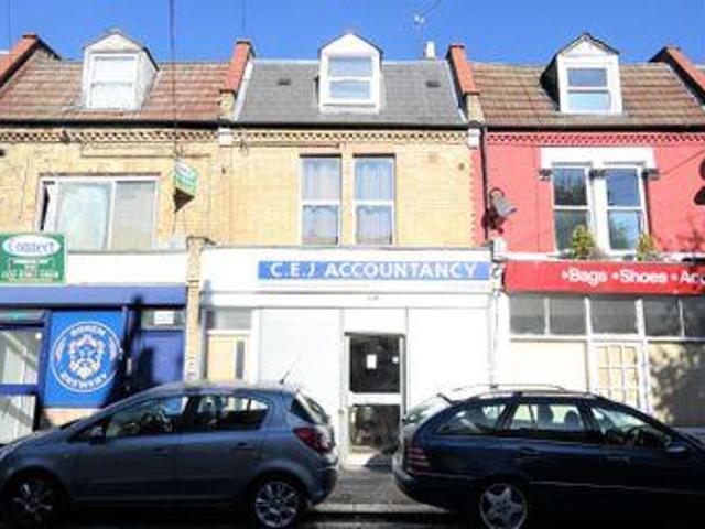 3 Bedrooms Flat for rent in Whittington Road, Wood Green N22