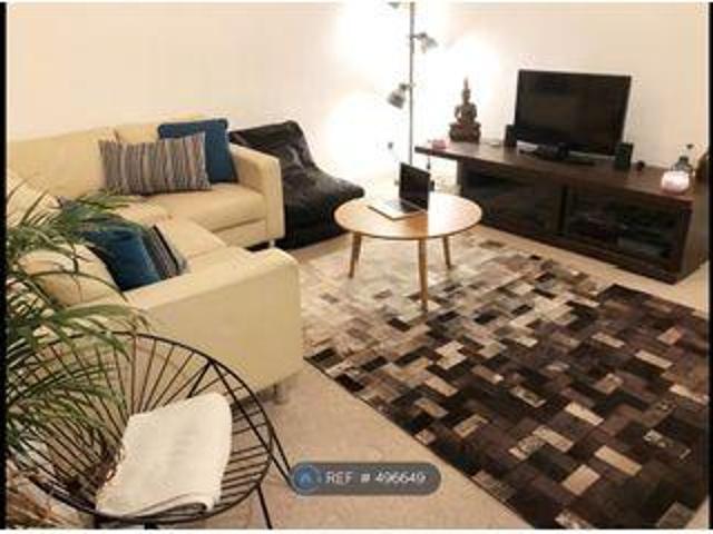 3 Bedrooms Flat for rent in Wincott Street, London SE11
