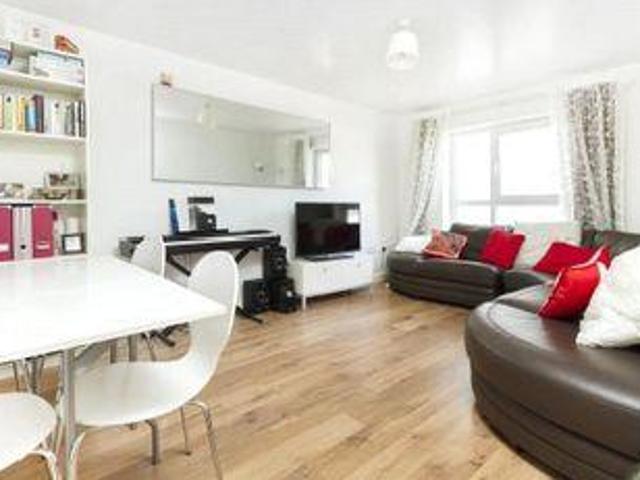 3 Bedrooms Flat for rent in Windmill House, Westferry Road, Canary Wharf, London E14