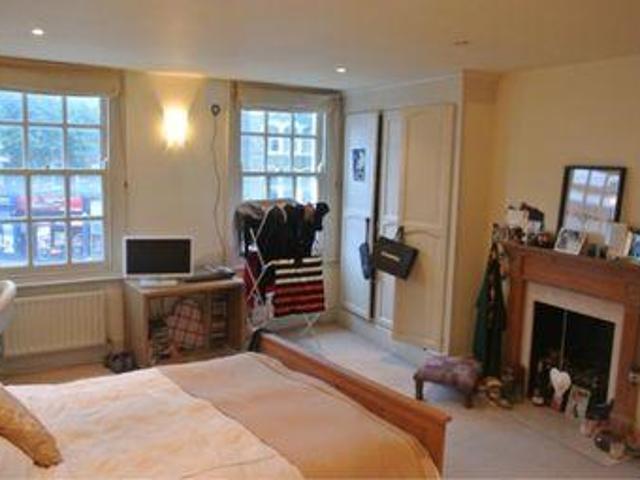 3 Bedrooms Flat for rent in Windmill Row, London SE11