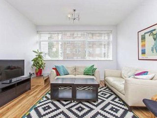 3 Bedrooms Flat for rent in Tower Court, Mackennal Street, London NW8