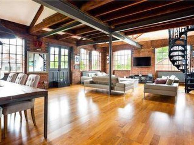 3 Bedrooms Flat for rent in Tower Bridge Road, London SE1