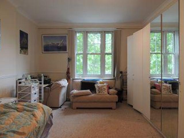 3 Bedrooms Flat for rent in Tooley Street, London SE1