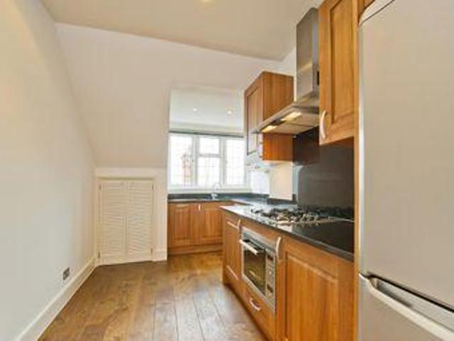 3 Bedrooms Flat for rent in Templewood Avenue, Hampstead, London NW3
