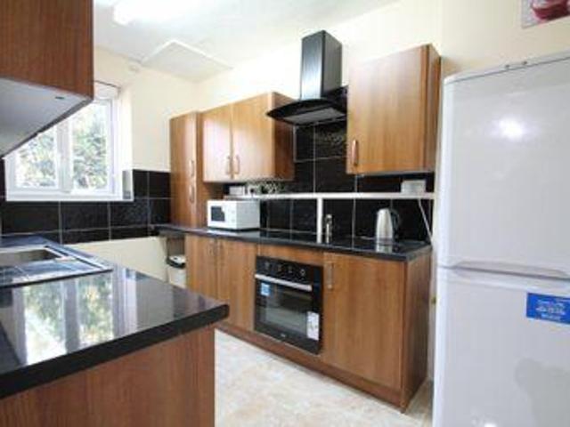 3 Bedrooms Flat for rent in Tennis Street, London Bridge SE1