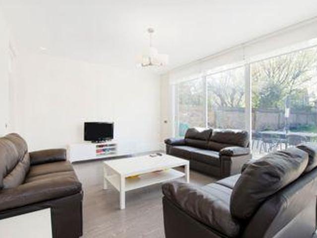 3 Bedrooms Flat for rent in The Grove, Ealing W5