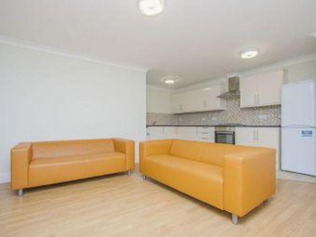 3 Bedrooms Flat for rent in The Grove, London E15