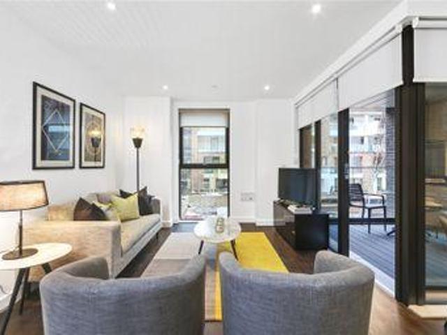 3 Bedrooms Flat for rent in The Horizon, Larkwood Avenue, London SE10