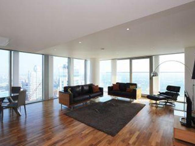 3 Bedrooms Flat for rent in The Landmark, Canary Wharf E14