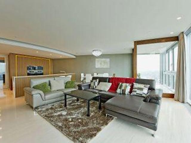 3 Bedrooms Flat for rent in The Tower, St. George Wharf, Vauxhall SW8