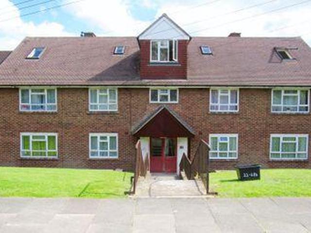 3 Bedrooms Flat for rent in Thompson Road, Brighton BN1
